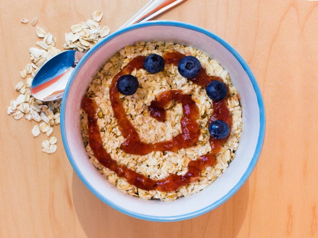 Five Ways to Serve SpongeBob Oatmeal | Nickelodeon Parents