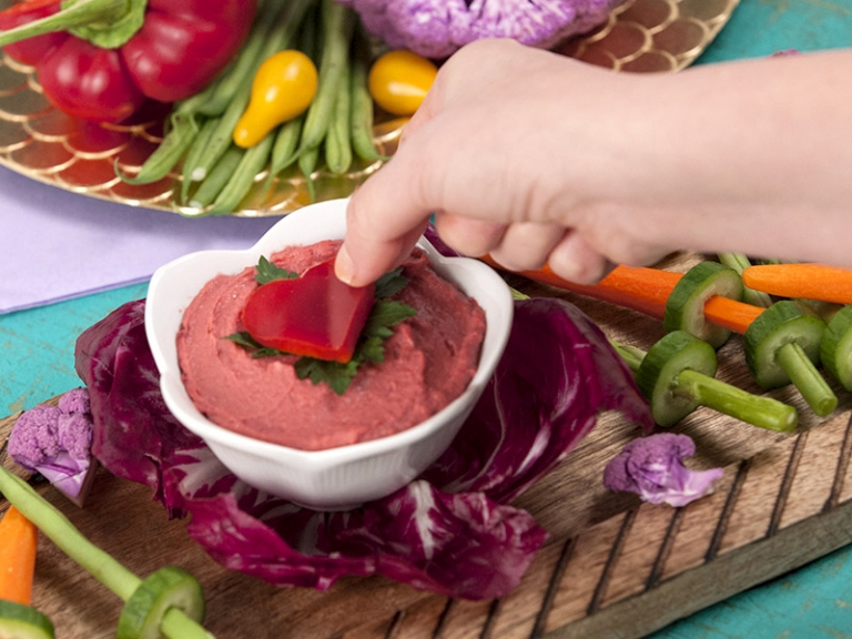 Nella the Princess Knight Veggie Swords and Dip | Nickelodeon Parents