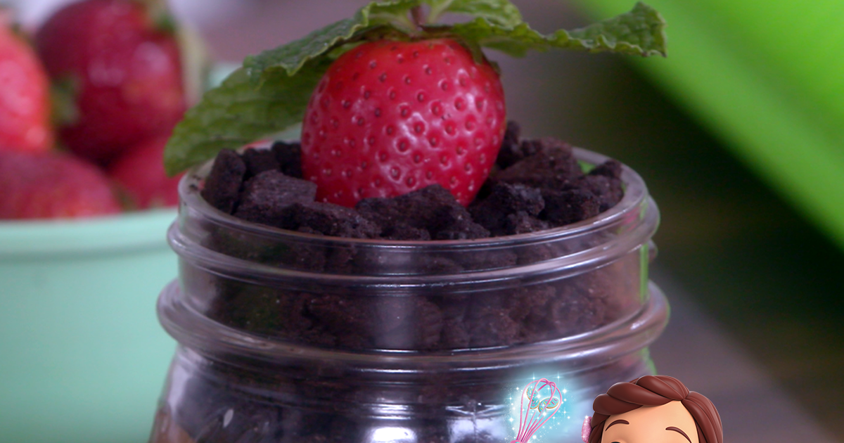 Dig Up This Delicious Dessert | Nickelodeon Parents