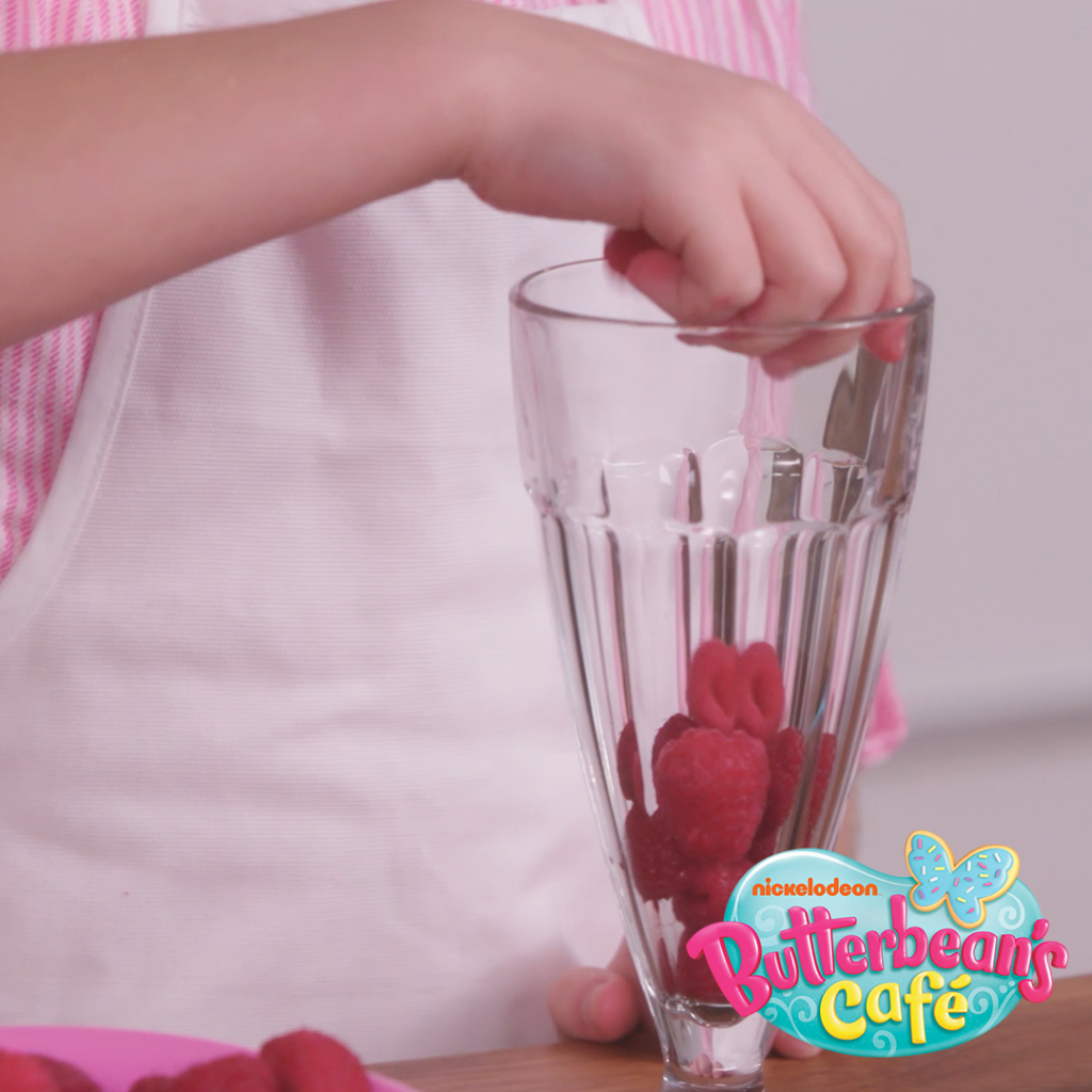 Make Breakfast Fancy with Cute Yogurt Parfaits | Nickelodeon Parents