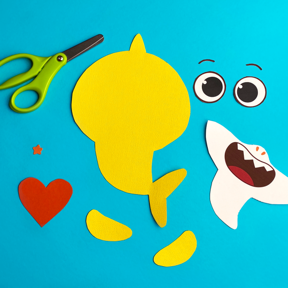Baby Shark’s Valentine Craft | Nickelodeon Parents